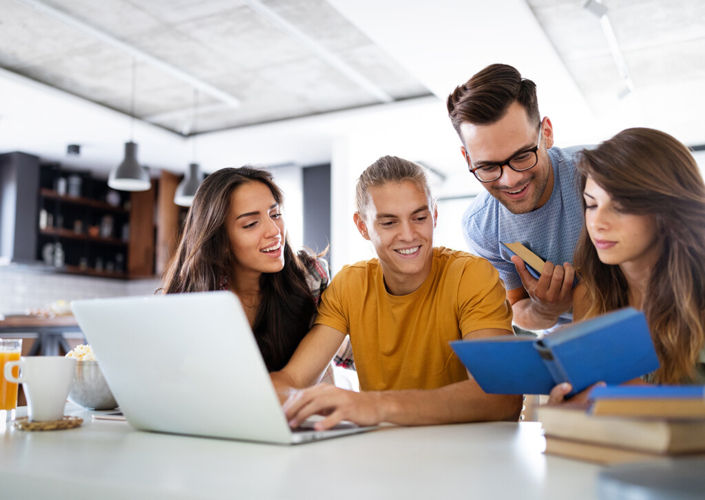 Qui sommes-nous ? Une école informatique post Bac à Bac +5 • IMIE Paris